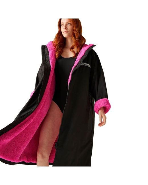 Regatta Adult Waterproof Changing Robe in Red | Lyst UK