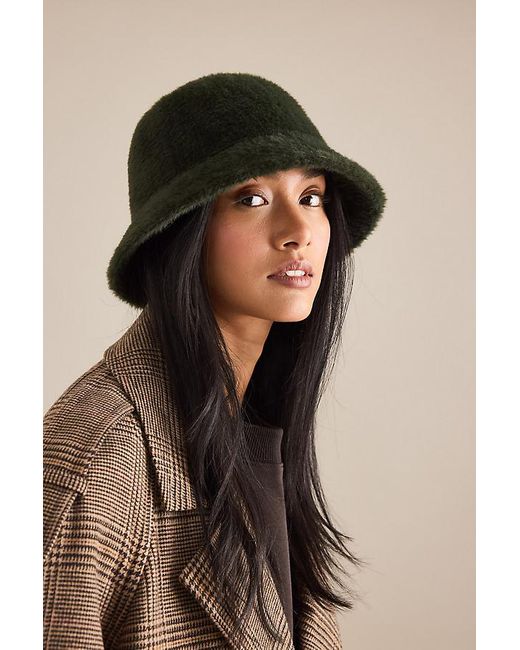 Anthropologie Shaggy Bucket Hat in Black | Lyst UK
