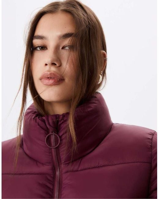Stradivarius High Neck Puffer Jacket in Red | Lyst UK
