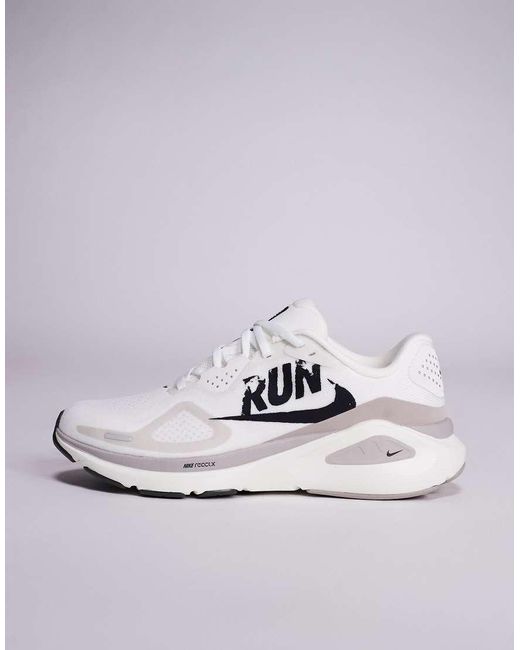 Nike Structure 26 Trainers in White for Men | Lyst UK