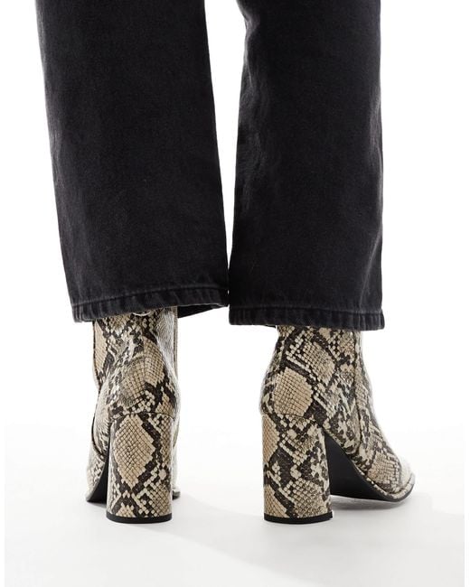 London Rebel Maddie Block Heel Ankle Boot in Black | Lyst