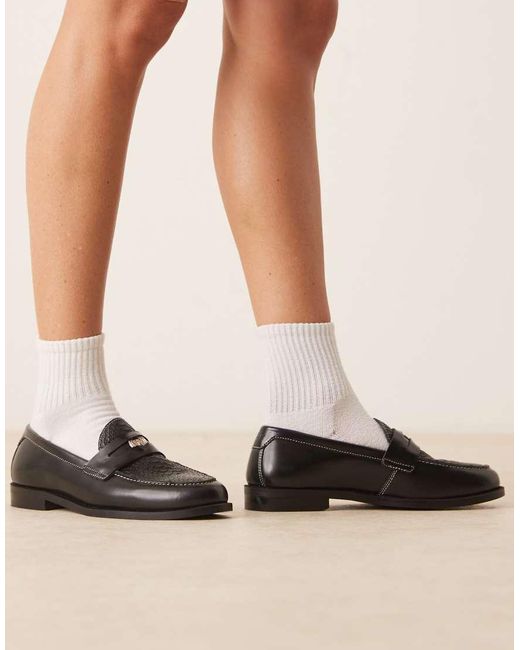Walk London Rhea Croc Penny Loafer in Natural | Lyst UK