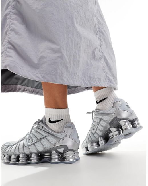 Nike Shox Tl Sneakers in Green | Lyst