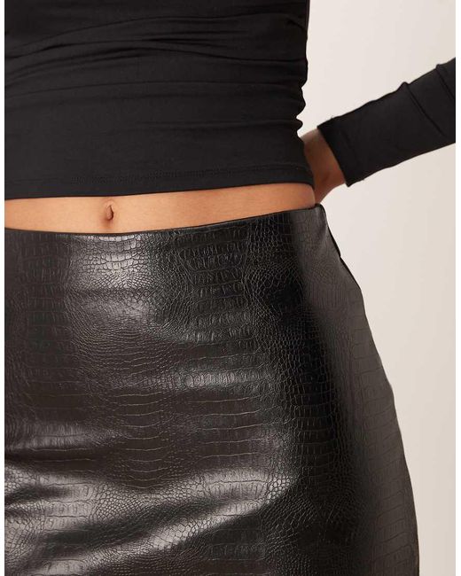 Vila Faux Snake Skin Mini Skirt in Black | Lyst UK