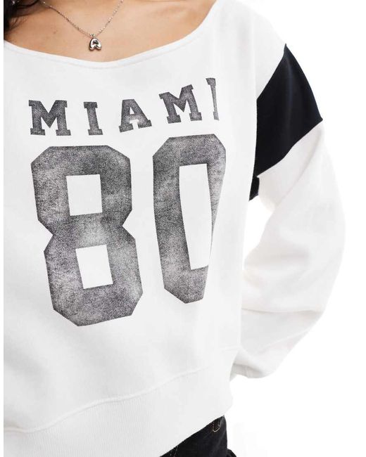 Hollister Cropped Off The Shoulder Miami Jumper in White | Lyst UK