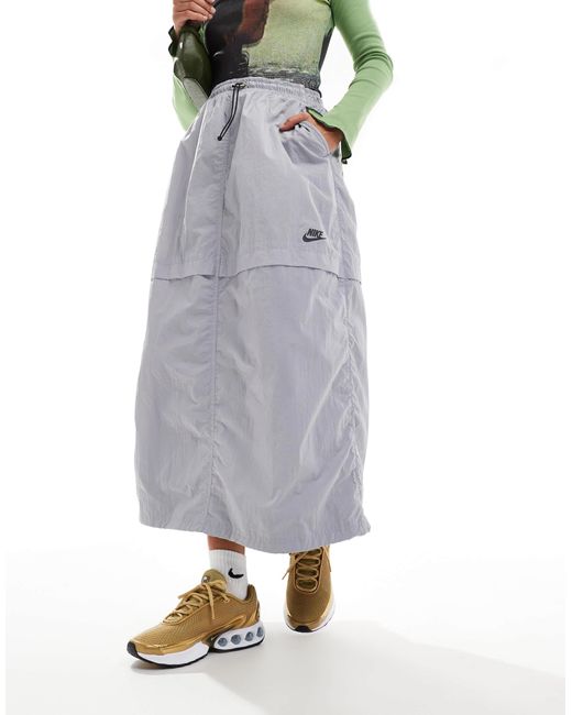 Nike Air Max Dn Sneakers in Metallic | Lyst