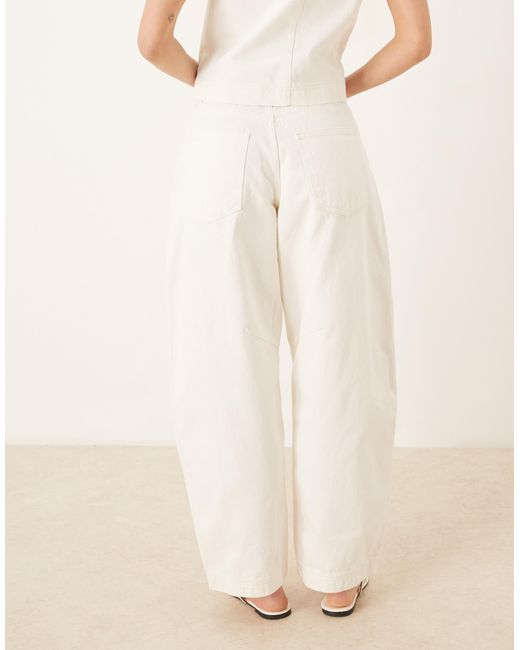 ASOS High Rise Barrel Leg Jean With Contrast Button Fly in Natural | Lyst