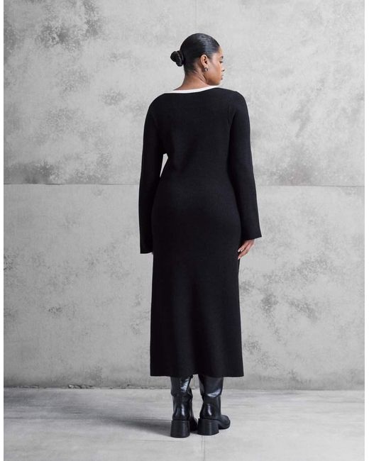 Pretty Lavish Curve Knitted Contrast V Neck Knitted Maxi Dress in Blue ...