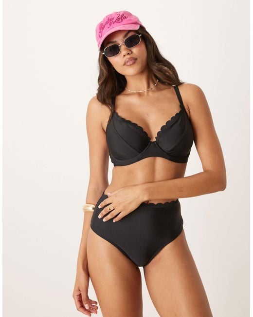 Peek & Beau Fuller Bust Scallop Underwire Bikini Top in Black | Lyst