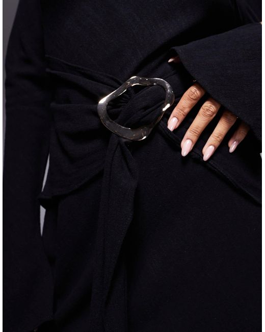 DASKA Long Sleeve Maxi Dress With Gold Belt Detail In Black Lyst DASKA Long Sleeve Maxi Dress With Gold Belt Detail In Black Lyst