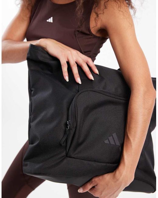 adidas Originals Adidas Training Tote Bag With Pocket in Black | Lyst UK
