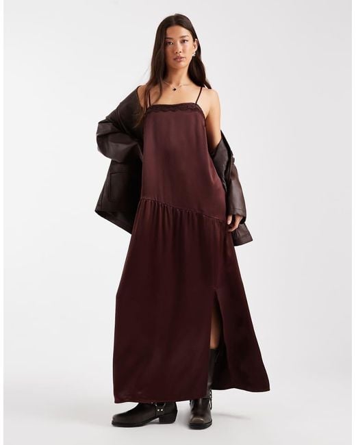 Miss Selfridge Scallop Edge Satin Maxi Dress in Purple | Lyst UK