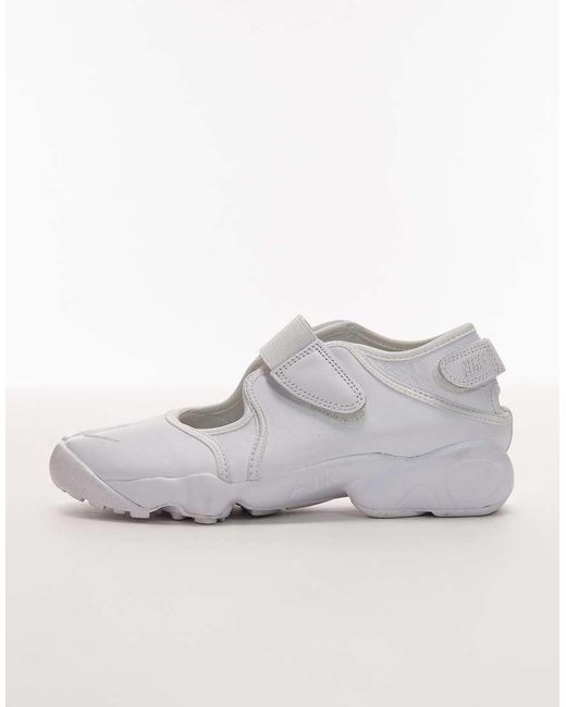 Nike Air Rift Trainers in White | Lyst UK