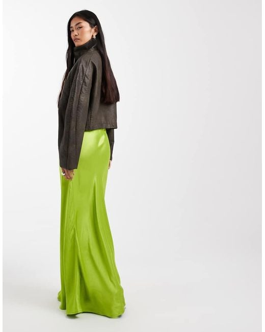 Miss Selfridge Satin Bias Bow Maxi Skirt in Green | Lyst UK