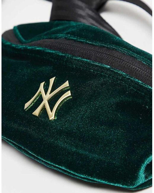 KTZ Ny Yankees Logo Velour Mini Waist Bag in Green | Lyst UK