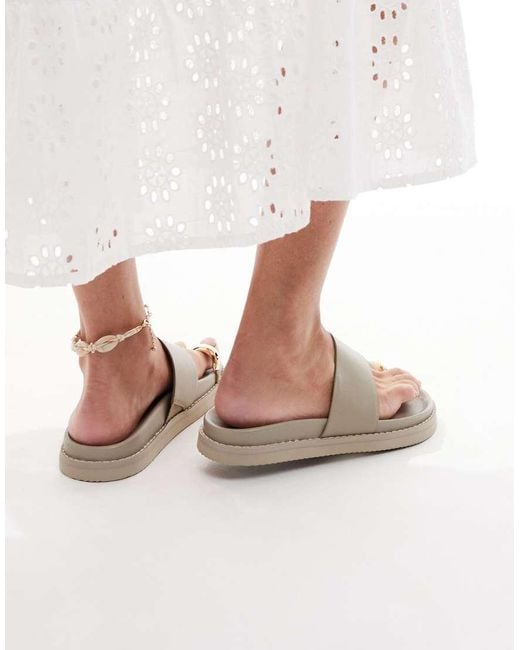 ALDO Beachstroll Footbed Toe Loop Sandals in White | Lyst UK