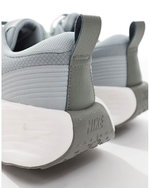 Nike Legend Essential 4 Sneakers in Gray for Men | Lyst