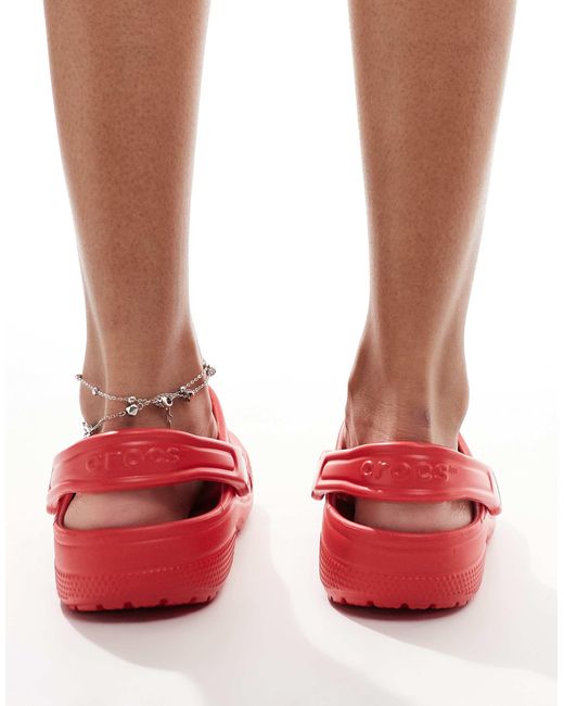 Crocs™ Classic Clog in Red | Lyst