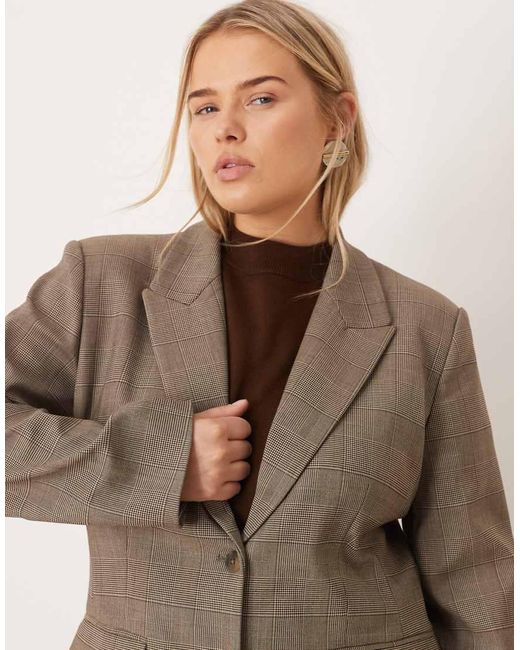 ASOS Curve Tailored Longline Blazer in Natural | Lyst UK