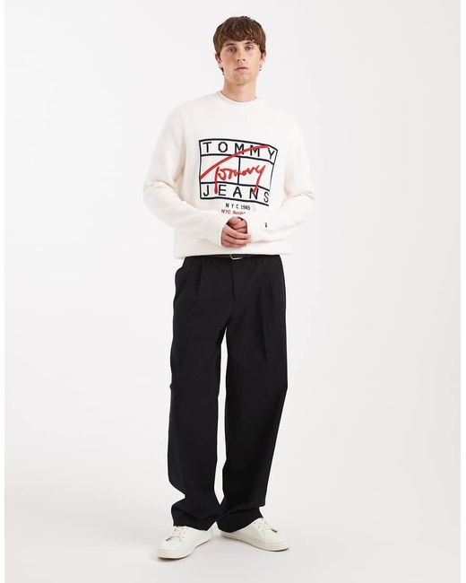 Tommy Hilfiger Signature Graphic Logo Jumper in White for Men | Lyst UK