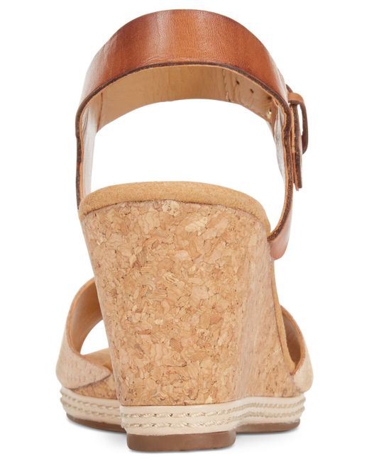 Clarks Collection Women's Helio Jet Wedge Sandals in Natural | Lyst