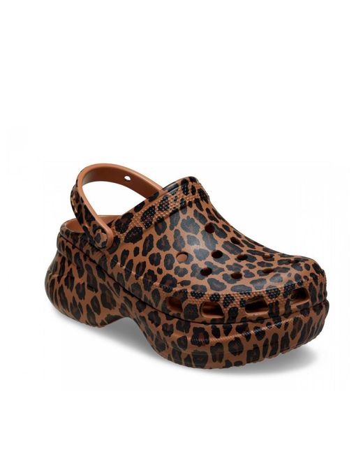Crocs™ Slipper in Brown | Lyst