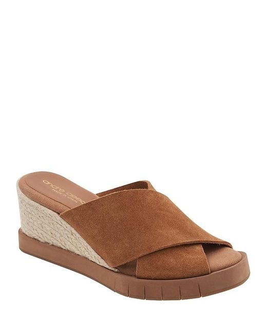 Andre Assous Filo Sole Motion Wedge Sandals in Brown | Lyst