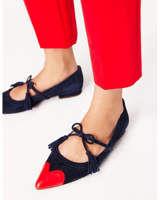 Boden Tassel Tie Point Flat in Blue | Lyst