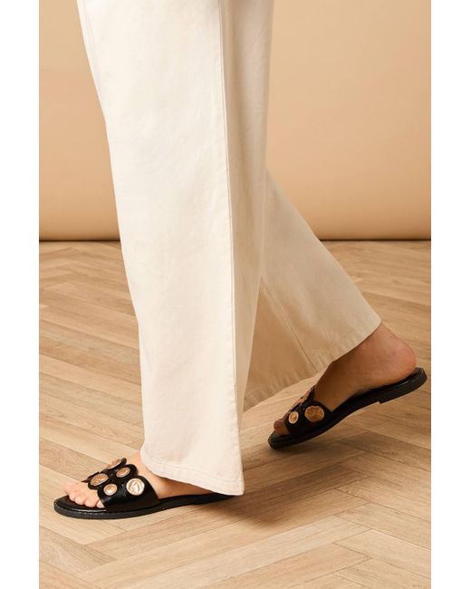 Oasis Mandy Faux Leather Metal Detail Sliders in Natural | Lyst