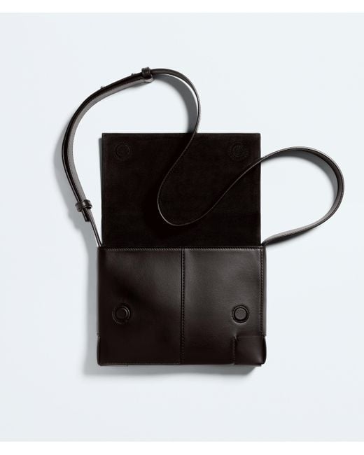 Bottega Veneta Angolo Messenger in Black for Men | Lyst
