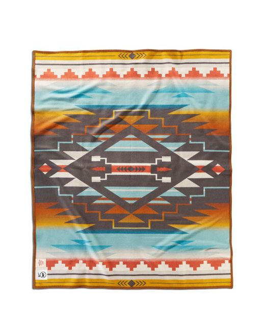 Pendleton X Nike N7 Seven Generations Blanket in Blue | Lyst