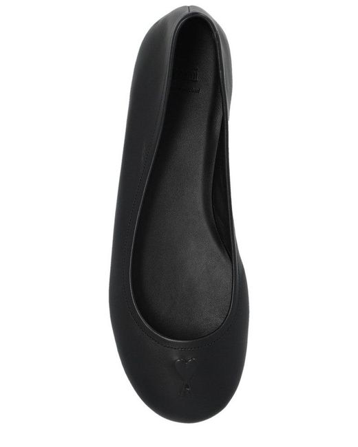 Ami Paris Logo Embossed Round-toe Ballet Flats in Black | Lyst