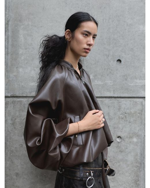 Charles & Keith Emilia Wavy Necklace in Grey | Lyst UK