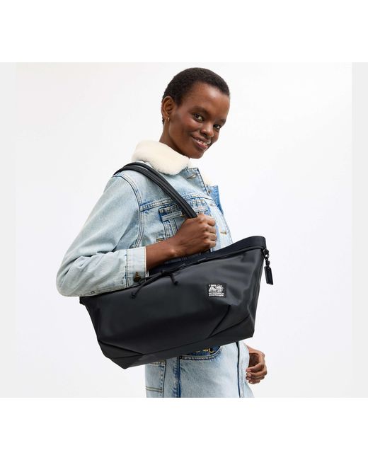 COACH Topia Loop Bow Tote Bag in Black | Lyst UK
