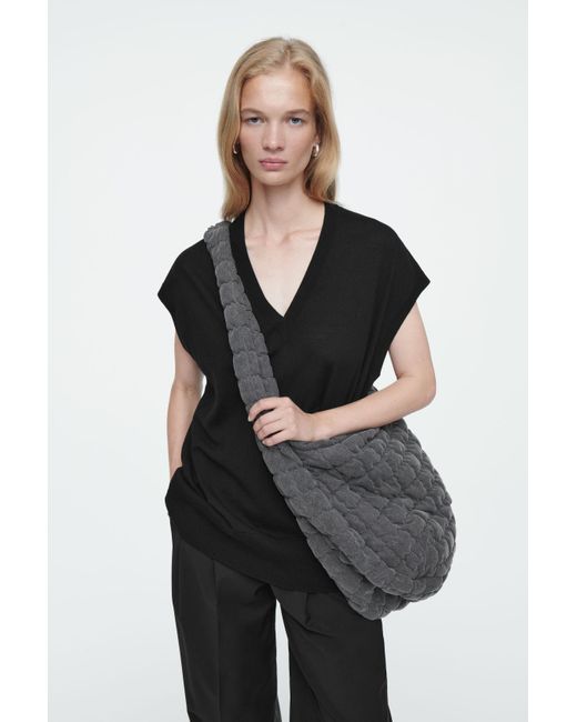 COS Oversized Quilted Crossbody in Gray | Lyst