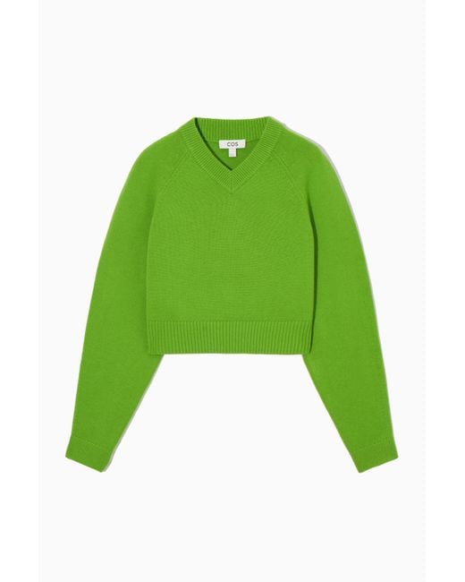 COS Cropped V-neck Wool Sweater in Green | Lyst