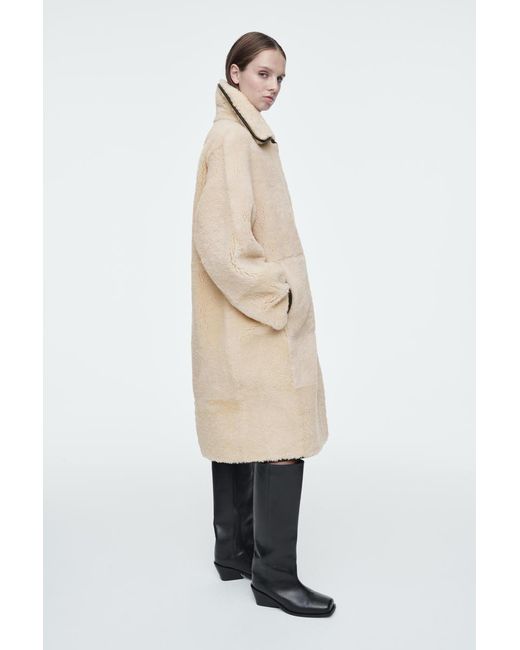 COS Leather-trimmed Shearling Coat in Natural | Lyst UK
