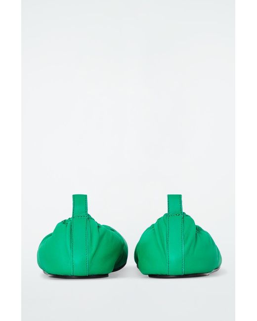 COS The Ruched Leather Ballet Flats in Green | Lyst