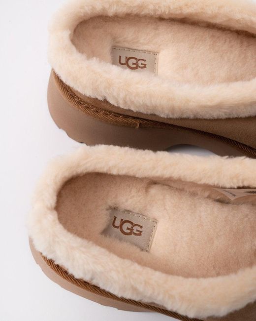 UGG New Heights Cozy Platform Clogs in White | Lyst