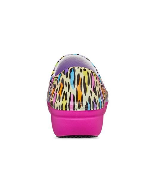 Crocs™ Lisa Frank Neria Pro Ii Clog in Black | Lyst