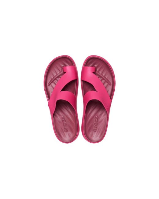 Crocs™ Getaway Platform Toe Loop; Dragon Fruit in Black | Lyst