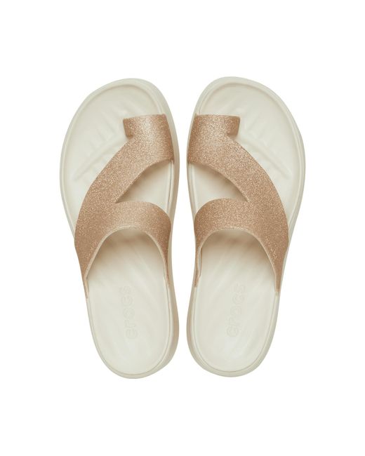 Crocs™ Getaway Platform Glitter Toe Loop in Metallic | Lyst