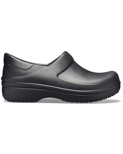 Crocs™ Women's Neria Pro Ii Slip Resistant Work Clog in Black | Lyst