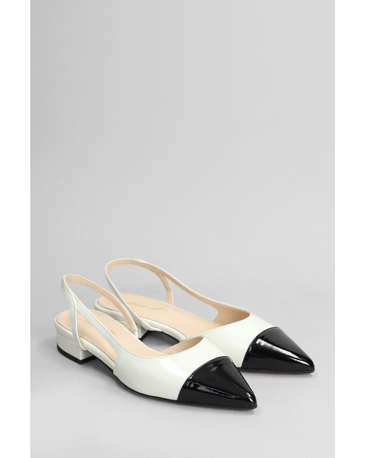 Anna F. Ballet Flats In Beige Patent Leather in Natural | Lyst