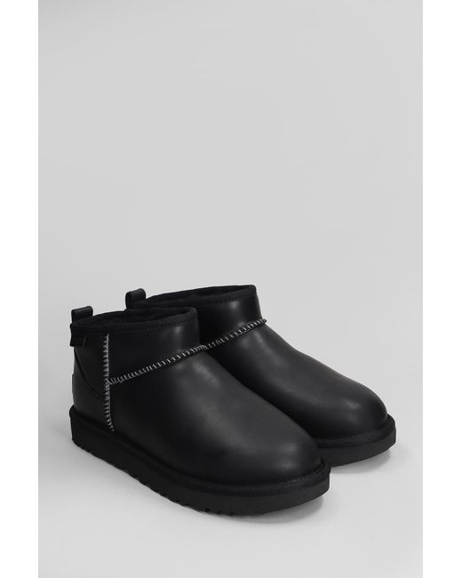 UGG Classic Ultra Mini Low Heels Ankle Boots In Black Leather | Lyst