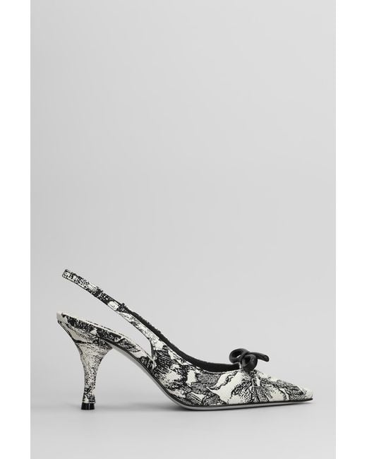 Roberto Festa Marigold Pumps In White Fabric in Metallic | Lyst