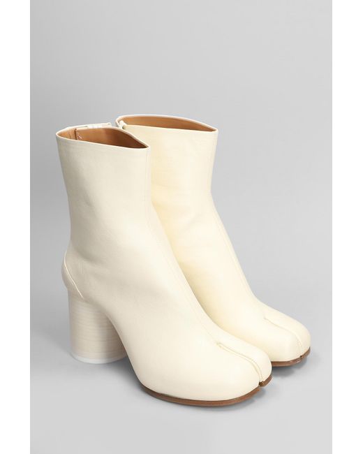 Maison Margiela Tabi High Heels Ankle Boots In Beige Leather in Natural | Lyst