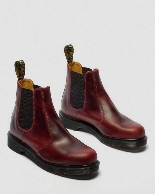 Dr. Martens 2976 Classic Calf Leather Chelsea Boots in Red | Lyst UK