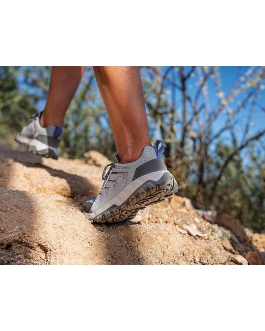 Columbia Strata Hiking Boot in Black | Lyst