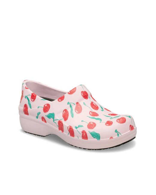 Crocs™ Neria Pro Ii Literide Work Clog in Red | Lyst